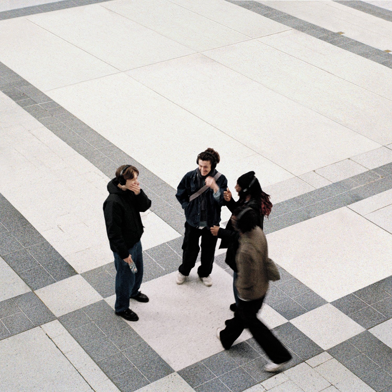 'comet': oreglo team up with Bel Cobain on latest single! - Brownswood ...
